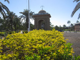 Yeronga Memorial Park, Honour Avenue & Cenotaph